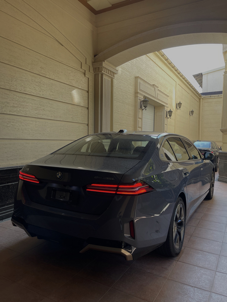 Продам BMW i5 35L M пакет | 2024 год | Счет справка