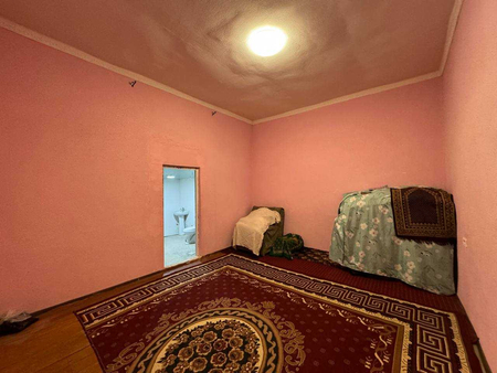 Tayyor hovli sotiladi.