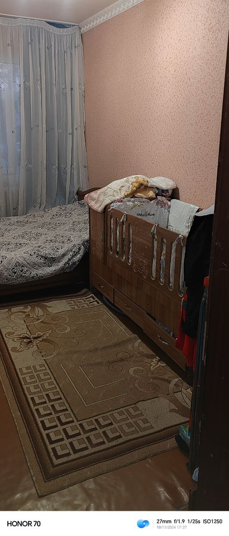 Продаю квартиру Яшнабадский р-он Авиасозлар-2. 2-ком 1-этаж 4-этажном