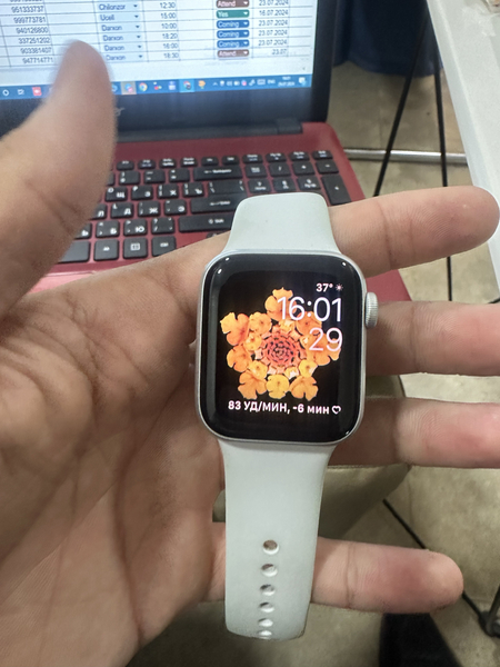 Iwatch yengi Narxi azgina otb beriladi