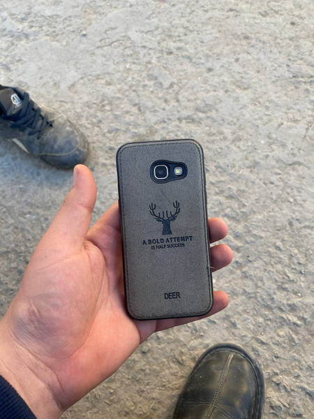 Samsung a3 sotiladi