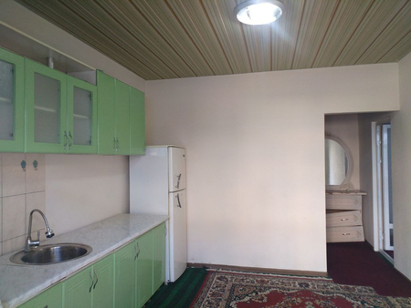 1xonali uy uzoq muddatga ijaraga beriladi