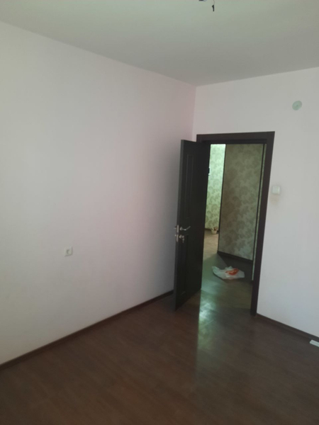 Yangihayot 7a 14-22 dom sotiladi