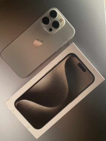 Iphone 15pro с гарантией
