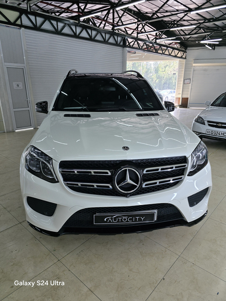 Mercedes GLS 400
