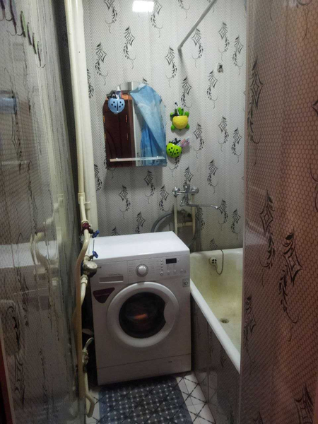 (К120728) Продается 4-х комнатная квартира в Яккасарайском районе.