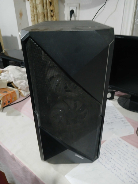 MB ASUS | TUF GAMING | B450-PLUS
AMD Ryzen™ 7 3700X - 4.4 GHz