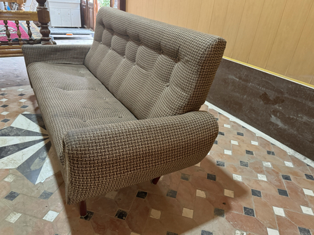 Divan holati yaxshi