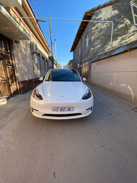 Tesla model Y Americanka 2023