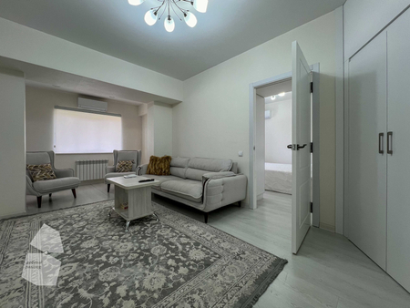 (Добрый) Ц2 (Детский мир), 72 м², 3/7/9, Белоснежная