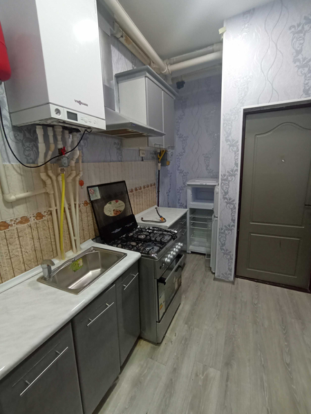 Срочно аренда 1 ком на Карасу 6 , Базар !!!