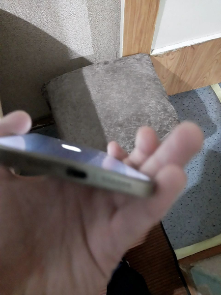 iPhone 15 pro max с гарантией