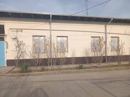 Продаю в Назарбеке 4 ком дом 5 сот земли