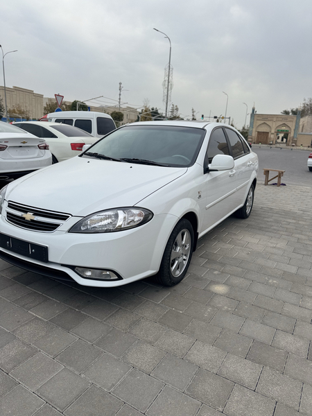 Chevrolet Gentra Sotiladi yangi 2023, a’lo holatda
