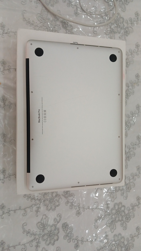 Macbook 13,3  (2014)