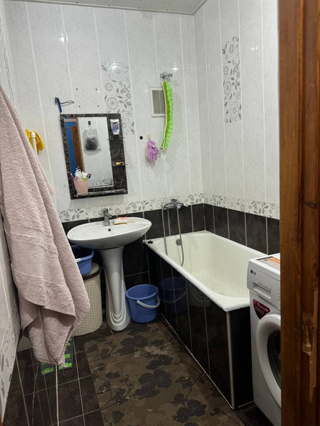 Срочное предложение! 3комнатная 75м² квартира в центре ! Дархан.
