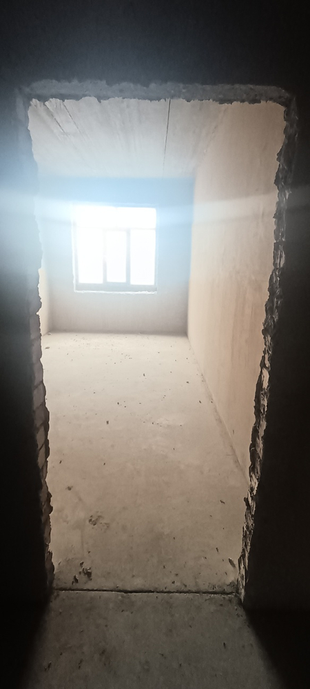 14mkr 2 xonali KV SOTILADI padvali ham bor