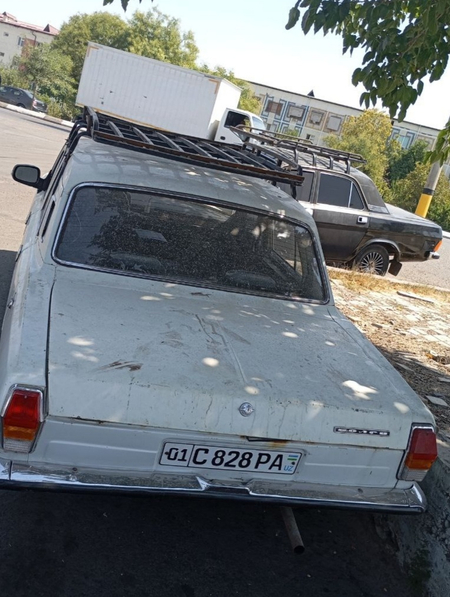 Volga sotiladi 1990