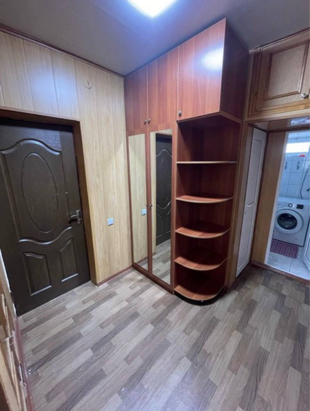 Продается 2/4/4 ком квартира куйлюк 1 кирпич