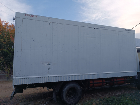 Isuzu butka sotiladi ref yili 2015