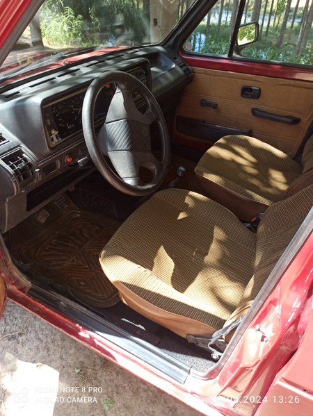 продам     Wolgsvagen golf  1981 выпуска .  дизель   легенда антиквар.