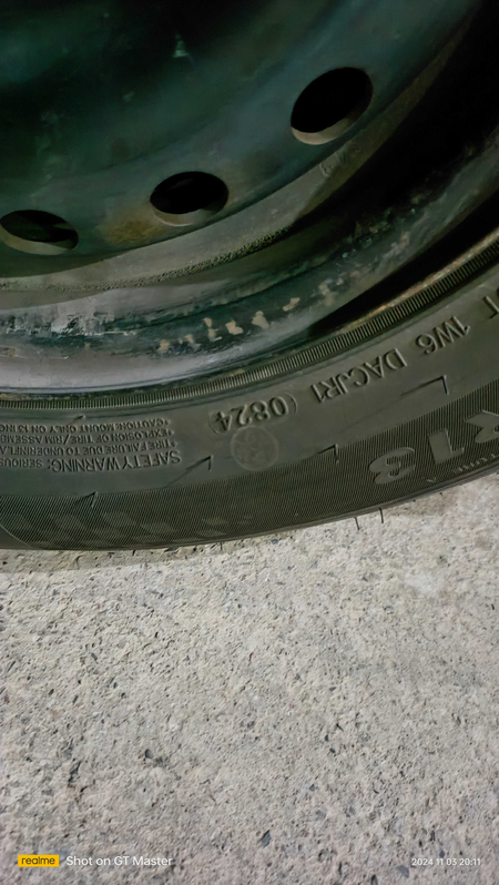 Продам комплект шин 185/70/R13