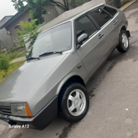 Vaz 2109 soriladi