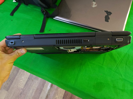 Ноутбук на запчасти HP Pavilion dv7