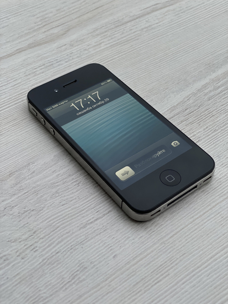 iPhone 4S в старом версии