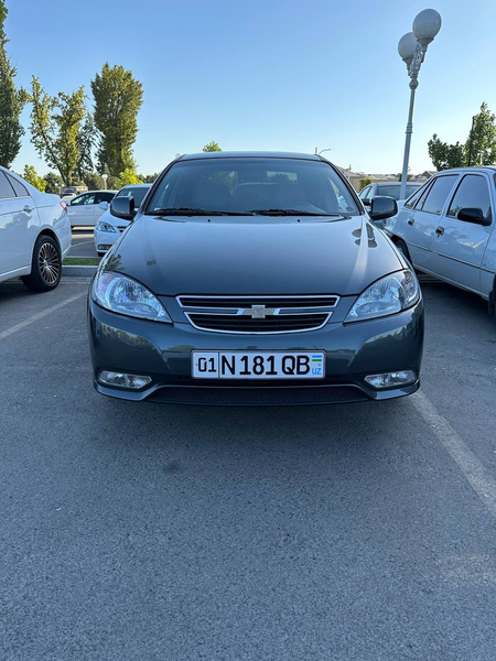 Gentra 2022 mexanika 19.000km