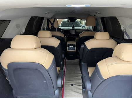 KIA CARNIVAL заказ Минивена для комфортных поездок в горы