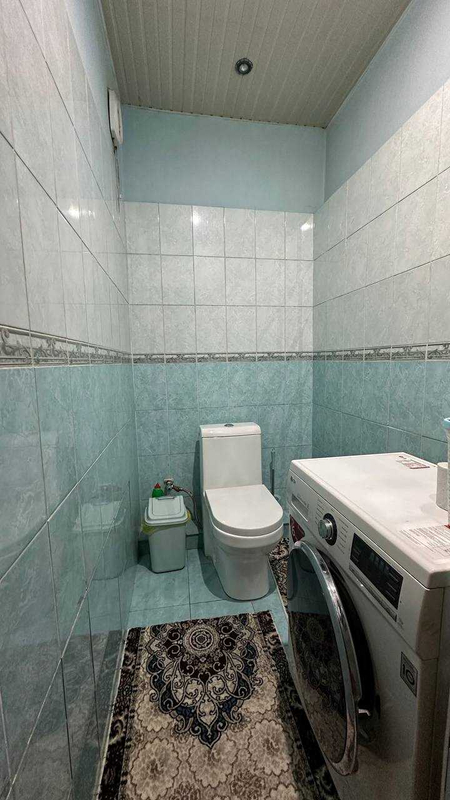 4 xonali kavartira sotiladi 94m2 balkaon 9*2