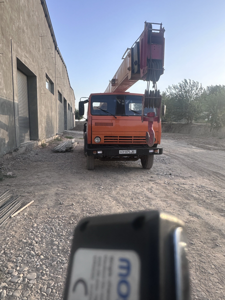 Avto kran Kamaz 16t 21m