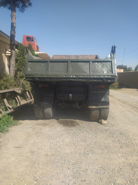 Kamaz 5511 sirochna sotiladi