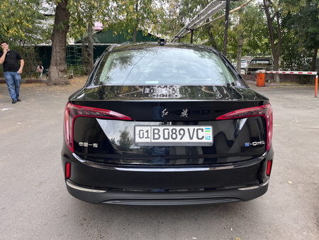 Hongq eqm5 450 km