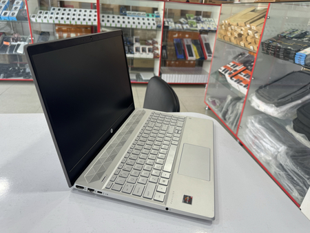 Metal korpuslik hp ryzen 3(core i3 11 avlod) 16/512