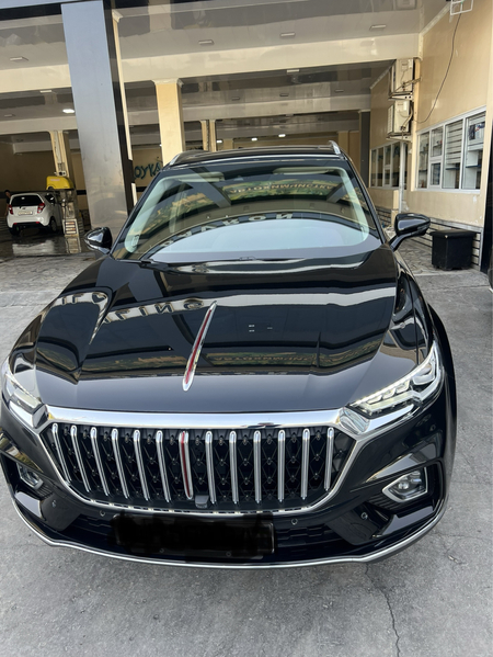 hongqi hs5 sotiladi