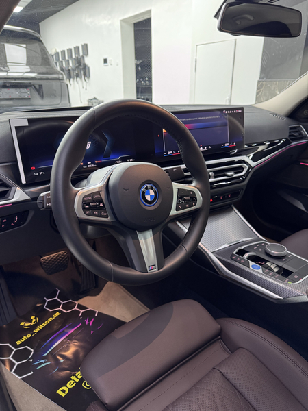 Продаётся свой BMW 40L nigtht sport в идеальном состоянии
