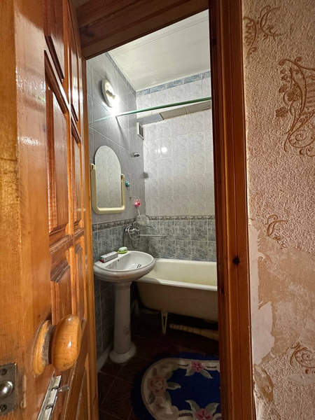 Bezmakler bezxazeyka qizlarga kvartira srochna