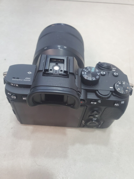 SONY A7.3 НОВАЯ 1150$.