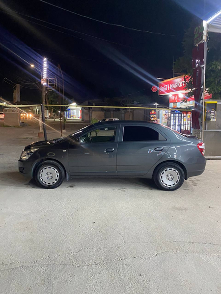 Chevrolet Cobalt sotiladi