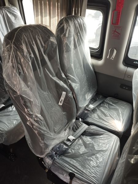 Sidena sotiladi jak mini aftobus mashrutkani sidenasi