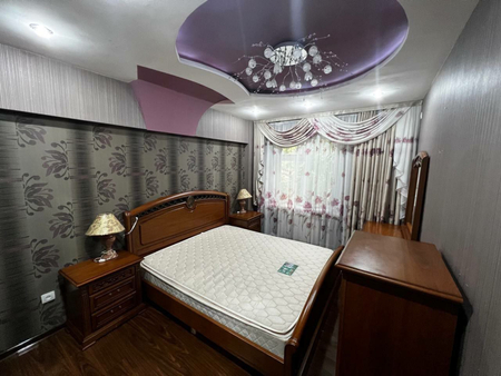 Сдаю своя 3х ком каартиру в центре