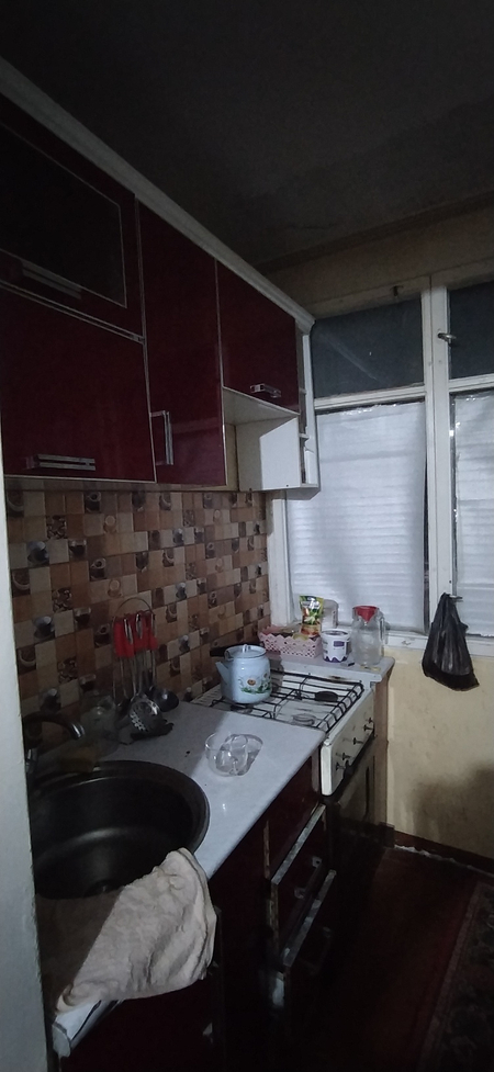 Ижарага 2 та қиз оламиз 100$га 3 хона уй 2та қиз бор ўзи 2 киши оламиз