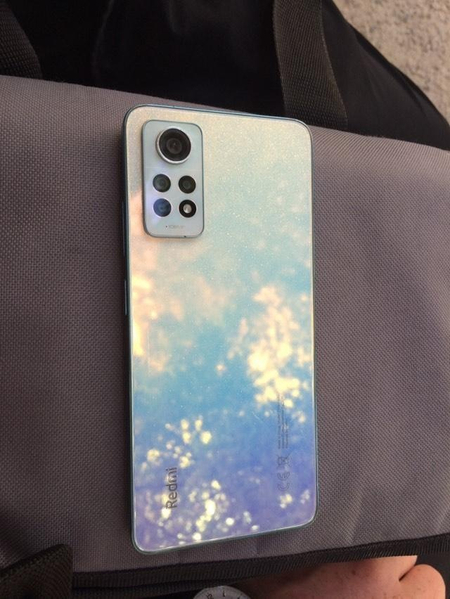Redmi not 12 pro sotiladi 256 gb holati zor koʻp ishlamagan kar/dokbor