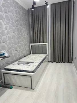 80м*2 Шота Руставели 3/4/5 Высокопотолочка мебель+техника ЕВРО Срочно