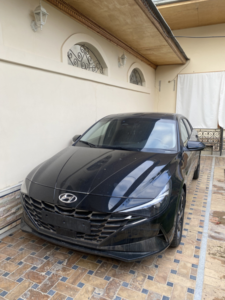 Hyundai elantra 2.0 3-pozitsiya