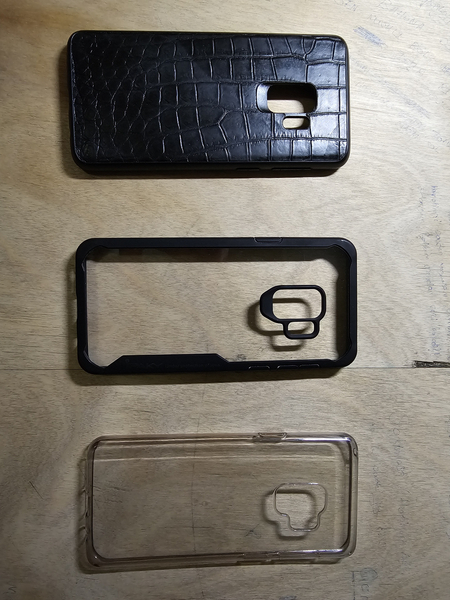 Samsung Galaxy S9, беспроводная зарядка, наушники,  чехлы