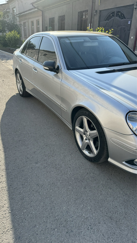 Mercedes bens 272 мотор W-211 сотилади рестайлинг қилинган.