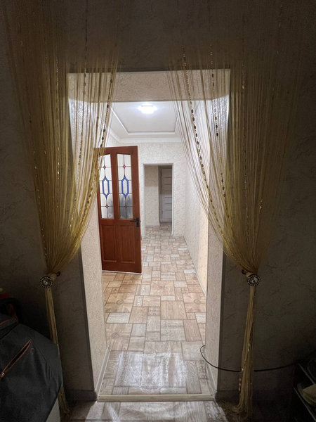 Куйлюк метро 7я ст 4комн 2эт ремонт хорош пл 105м² балконов 2 огромна